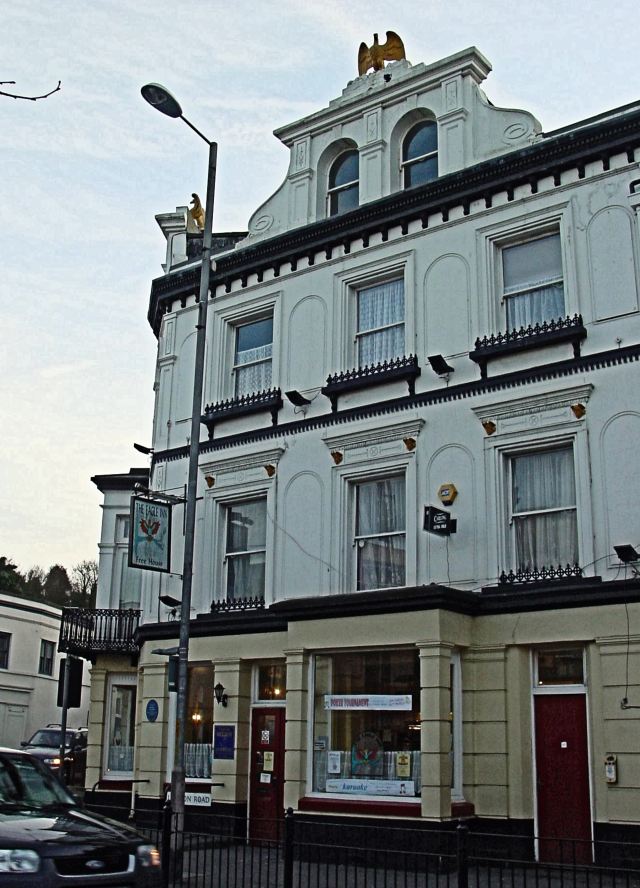 Lieutenant Graham and the last public Execution of a Dovorian | The ...